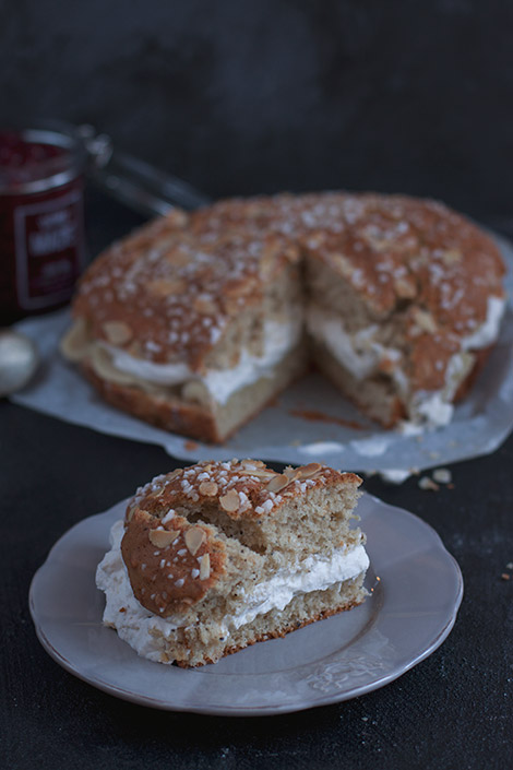 Laiskurin laskiaispulla « Leivontablogi Makeaa